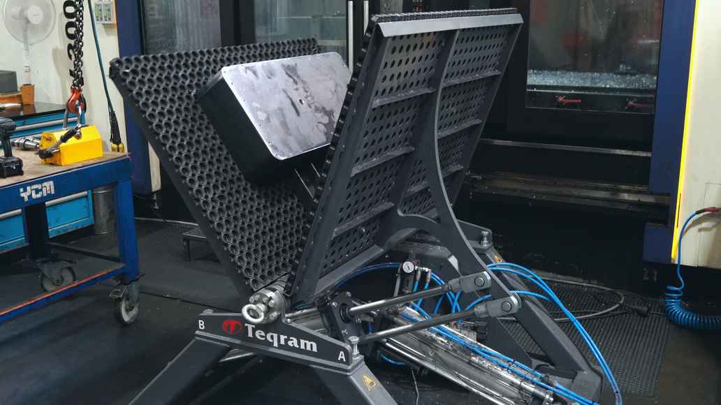 EasyFlipper | Turning heavy parts in seconds