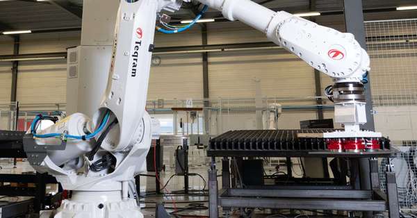 EasyBot | Vision-controlled robot technology